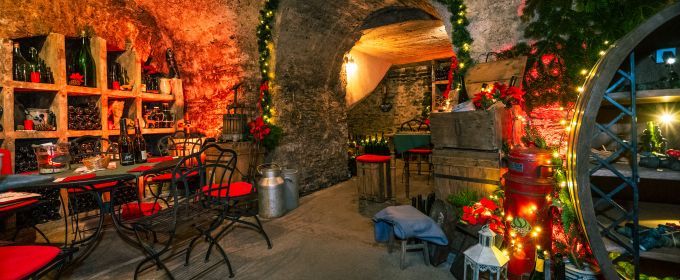 Mosel Wein Nachts Markt - Der einzige unterirdische Weihnachtsmarkt ...